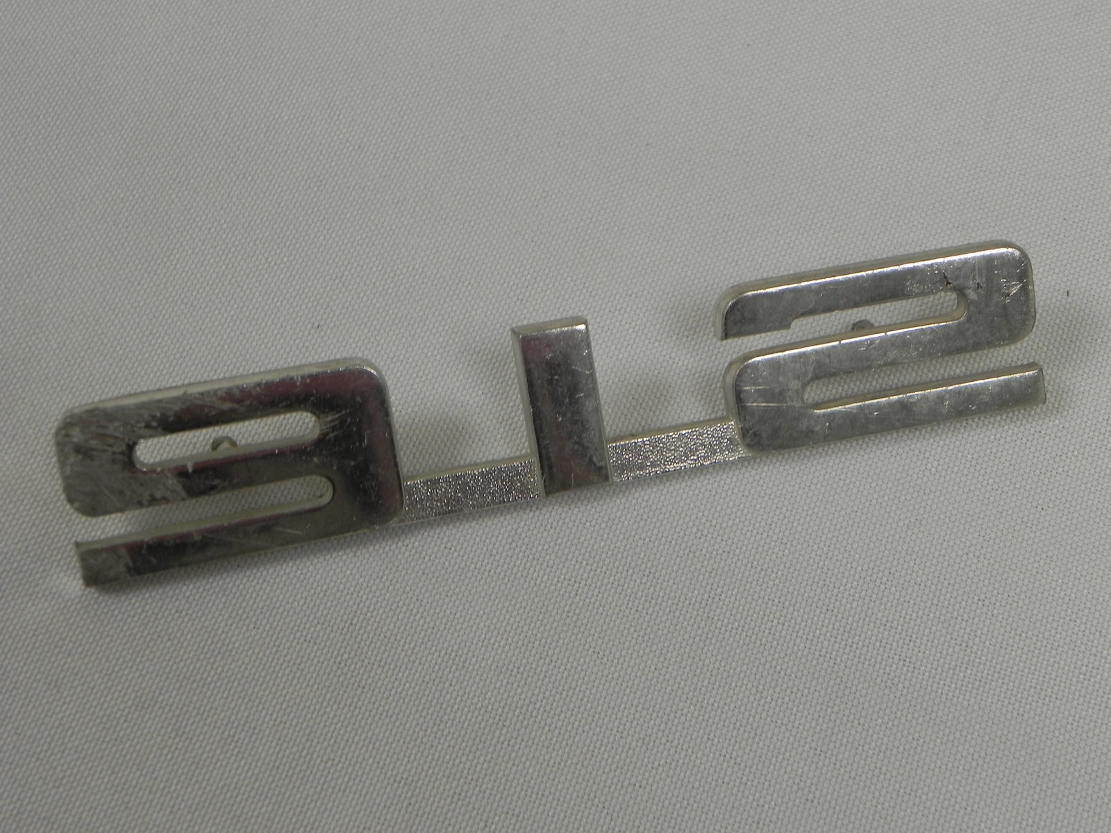 Porsche 911, 912, & 930 Emblems - AASE Sales